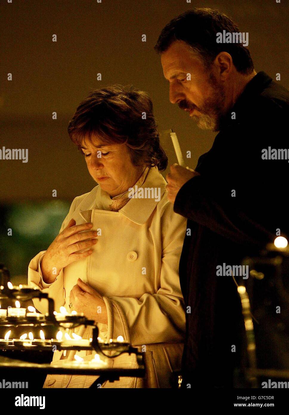 Vigil for hostage kenneth bigley and his family hi-res stock ...