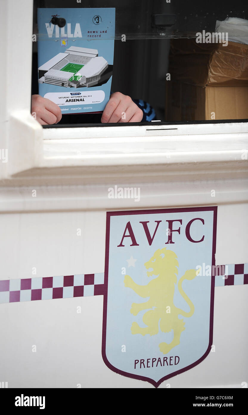 Football programmes aston villa hi-res stock photography and images - Alamy