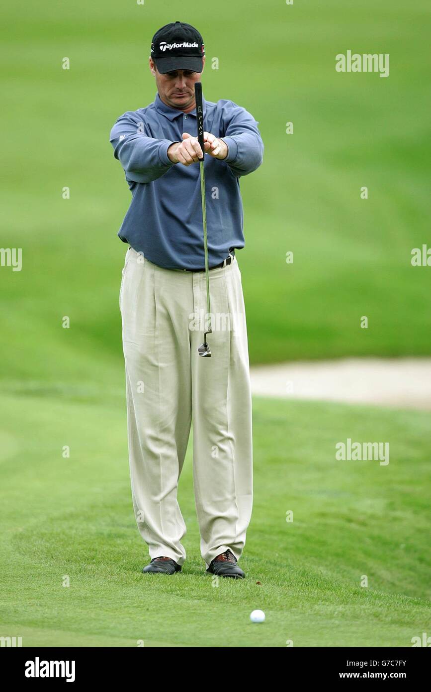 Overnight leader Todd Hamilton on the 18th green, during the first day ...