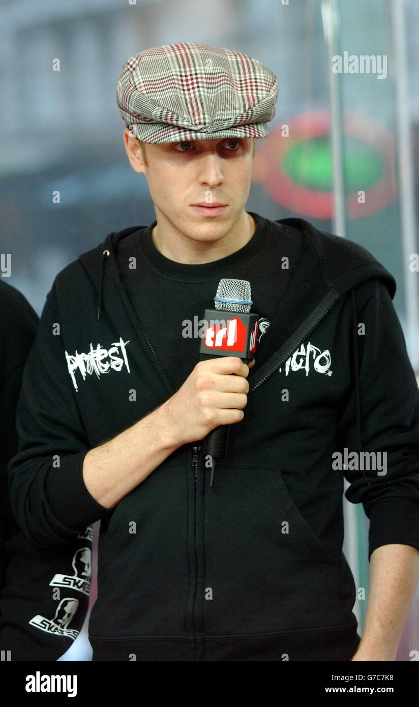 A member from US band Sum 41 during their guest appearance on MTV's TRL ...
