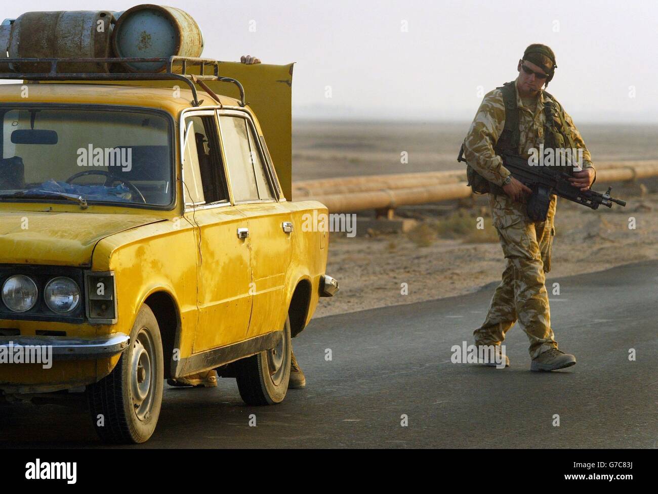 RAF Regiment troops defend Basra Airport Stock Photo - Alamy