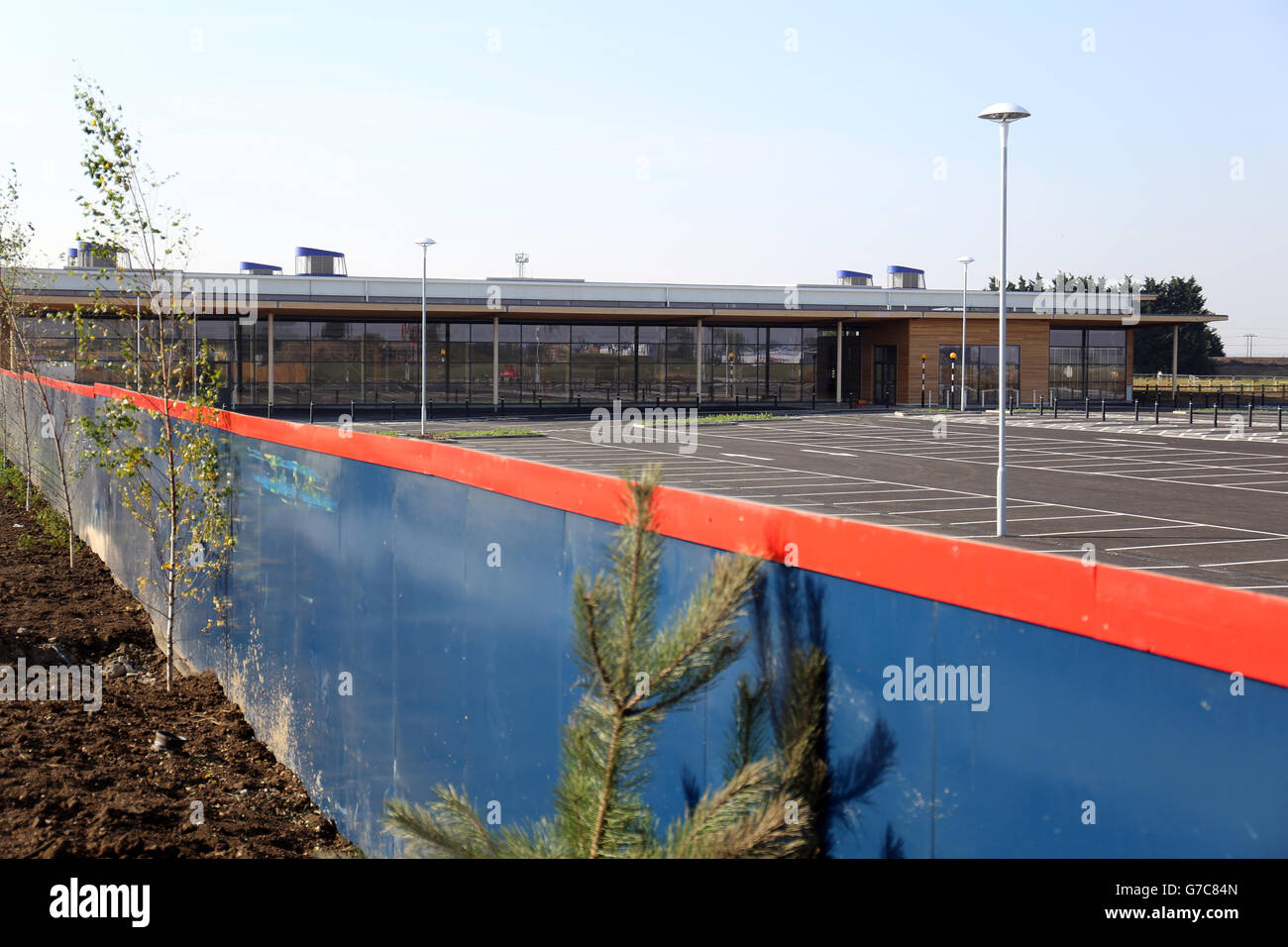 New tesco superstore hi-res stock photography and images - Alamy