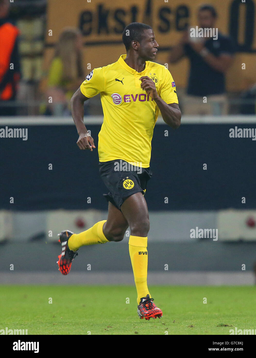 Soccer - UEFA Champions League - Group D - Borussia Dortmund v Arsenal ...
