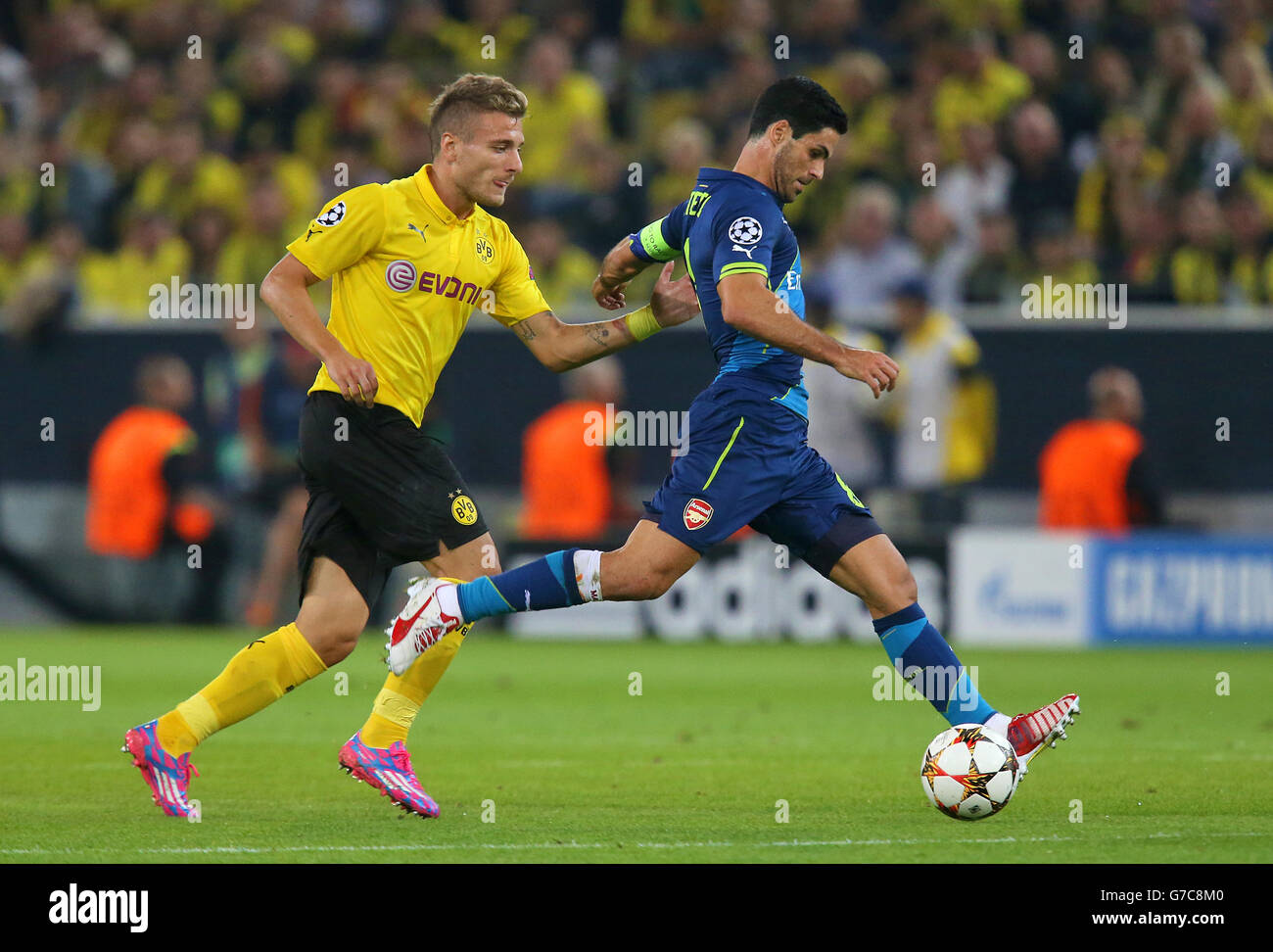 Soccer - UEFA Champions League - Group D - Borussia Dortmund v Arsenal ...
