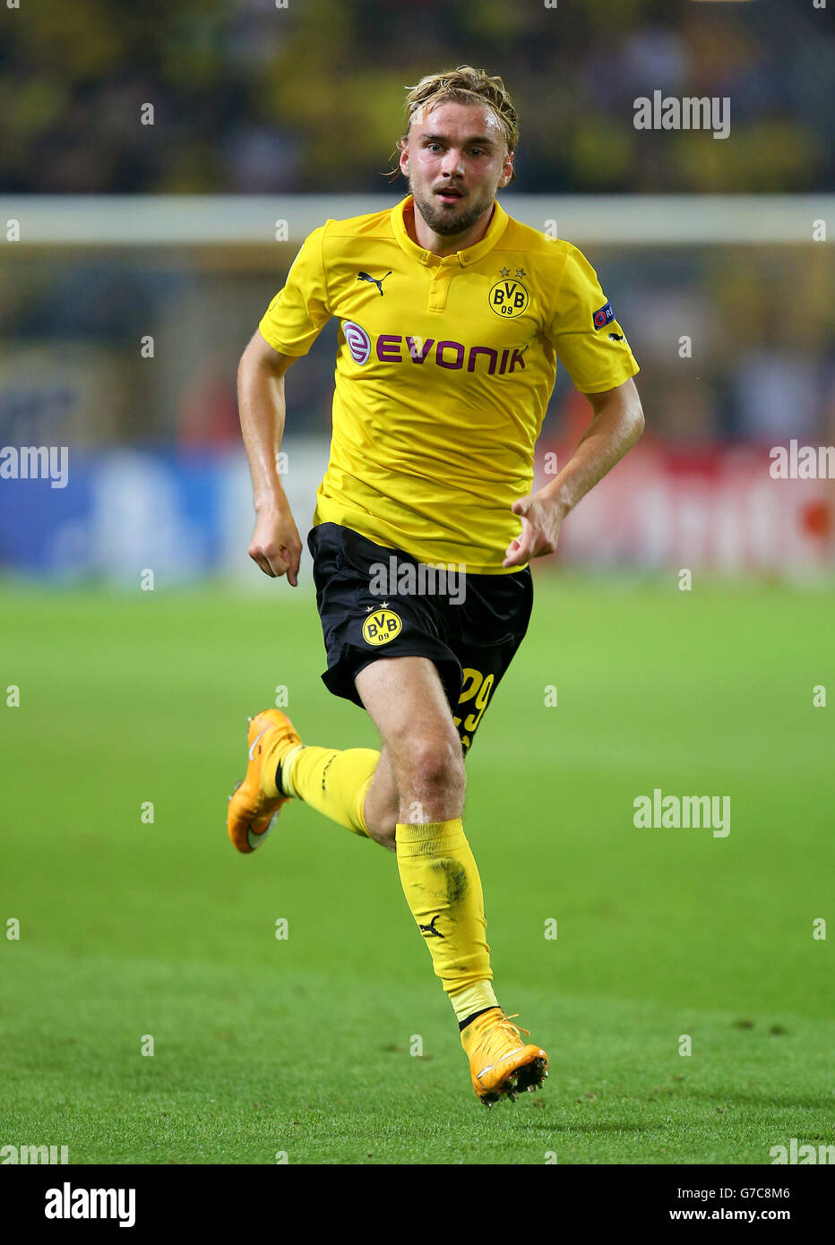 Borussia dortmund v arsenal hi-res stock photography and images - Alamy