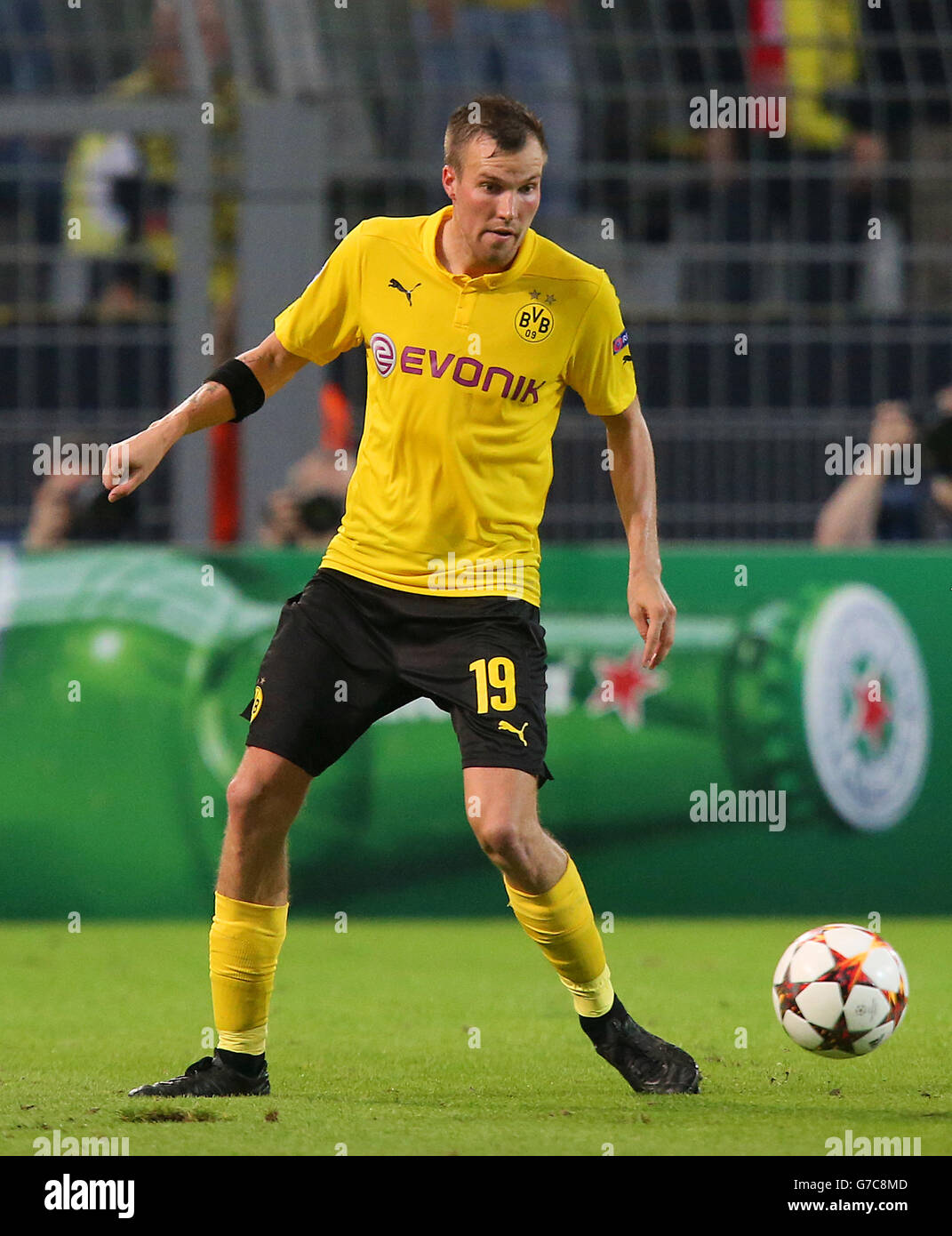 Soccer - UEFA Champions League - Group D - Borussia Dortmund v Arsenal ...