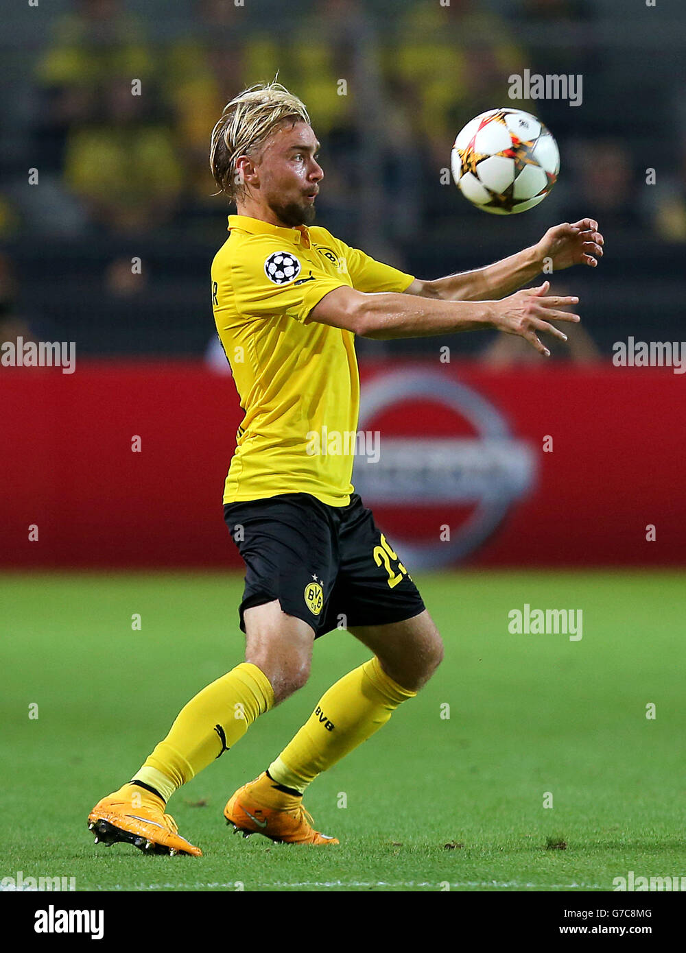 Soccer - UEFA Champions League - Group D - Borussia Dortmund v Arsenal ...