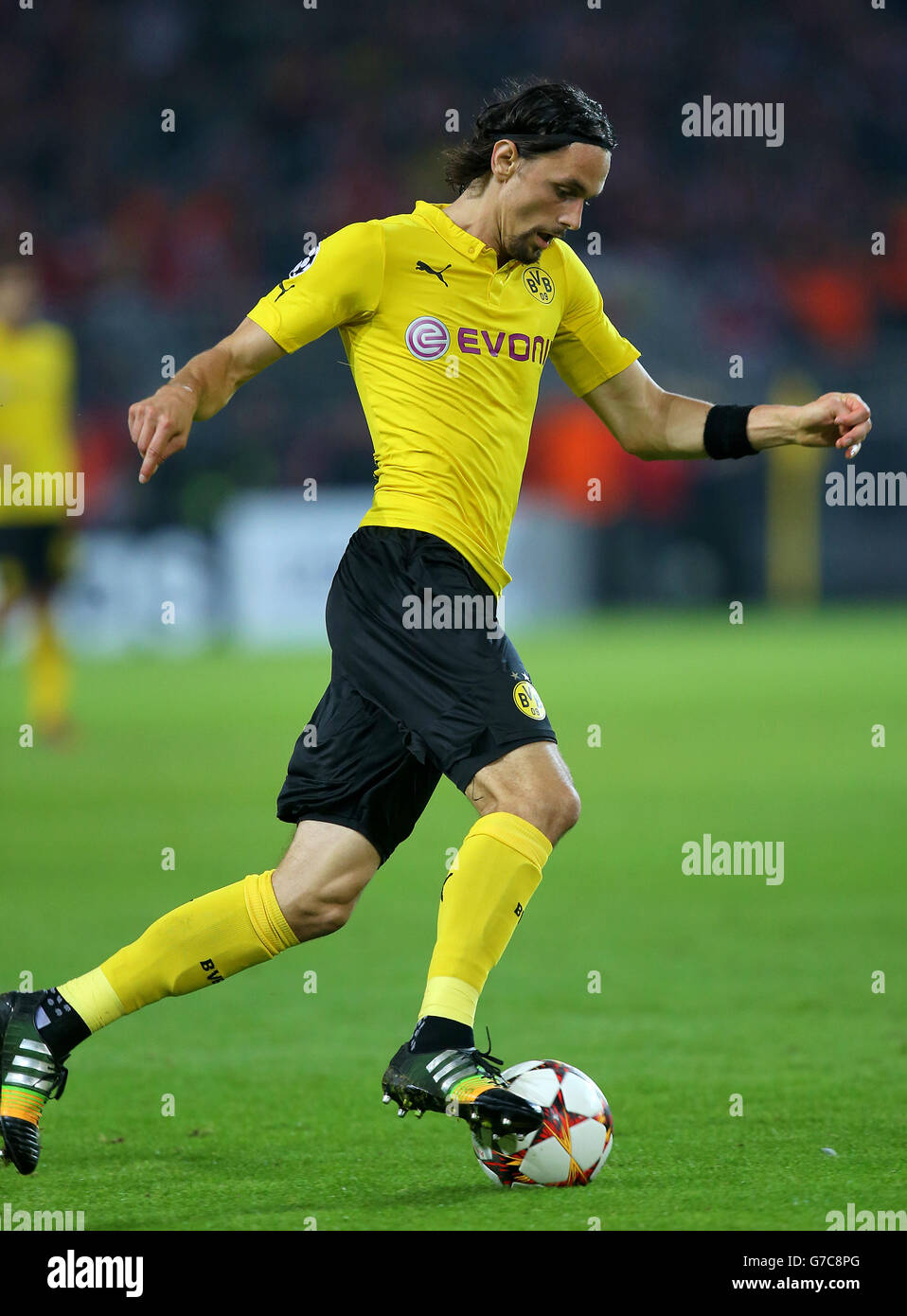 Soccer - UEFA Champions League - Group D - Borussia Dortmund v Arsenal ...