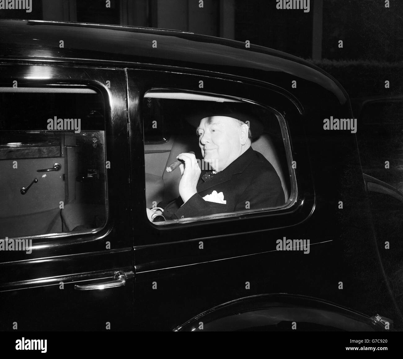 Politics sitting smiling Black and White Stock Photos & Images - Alamy