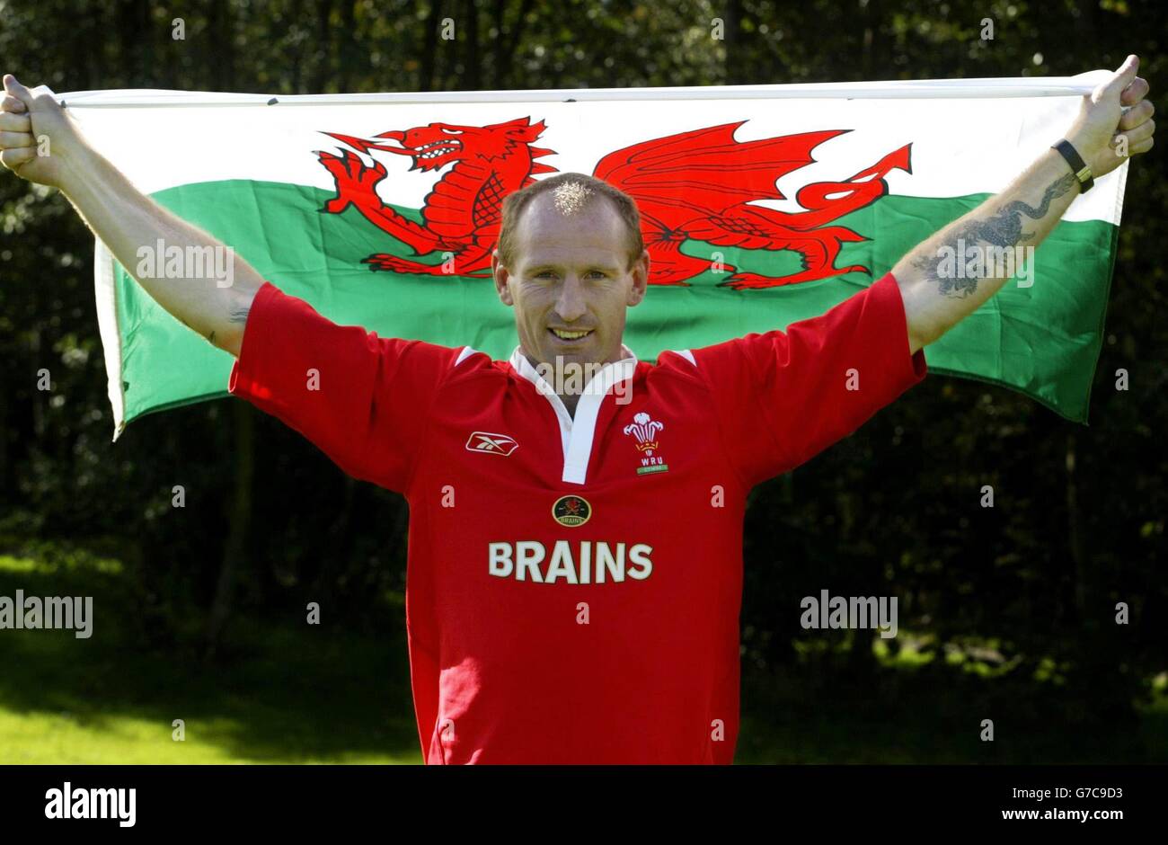 Gareth thomas welsh rugby hi-res stock photography and images - Alamy