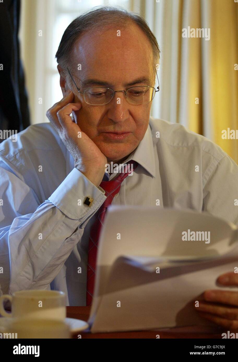The Conservative Party Leader Michael Howard prepares his speech in his ...