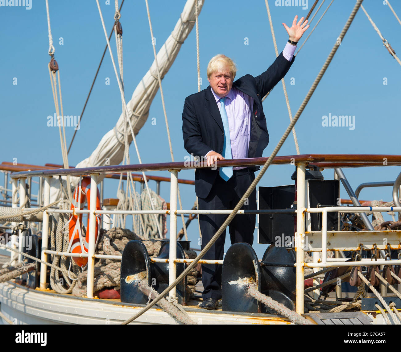 Totally thames festival hi-res stock photography and images - Alamy