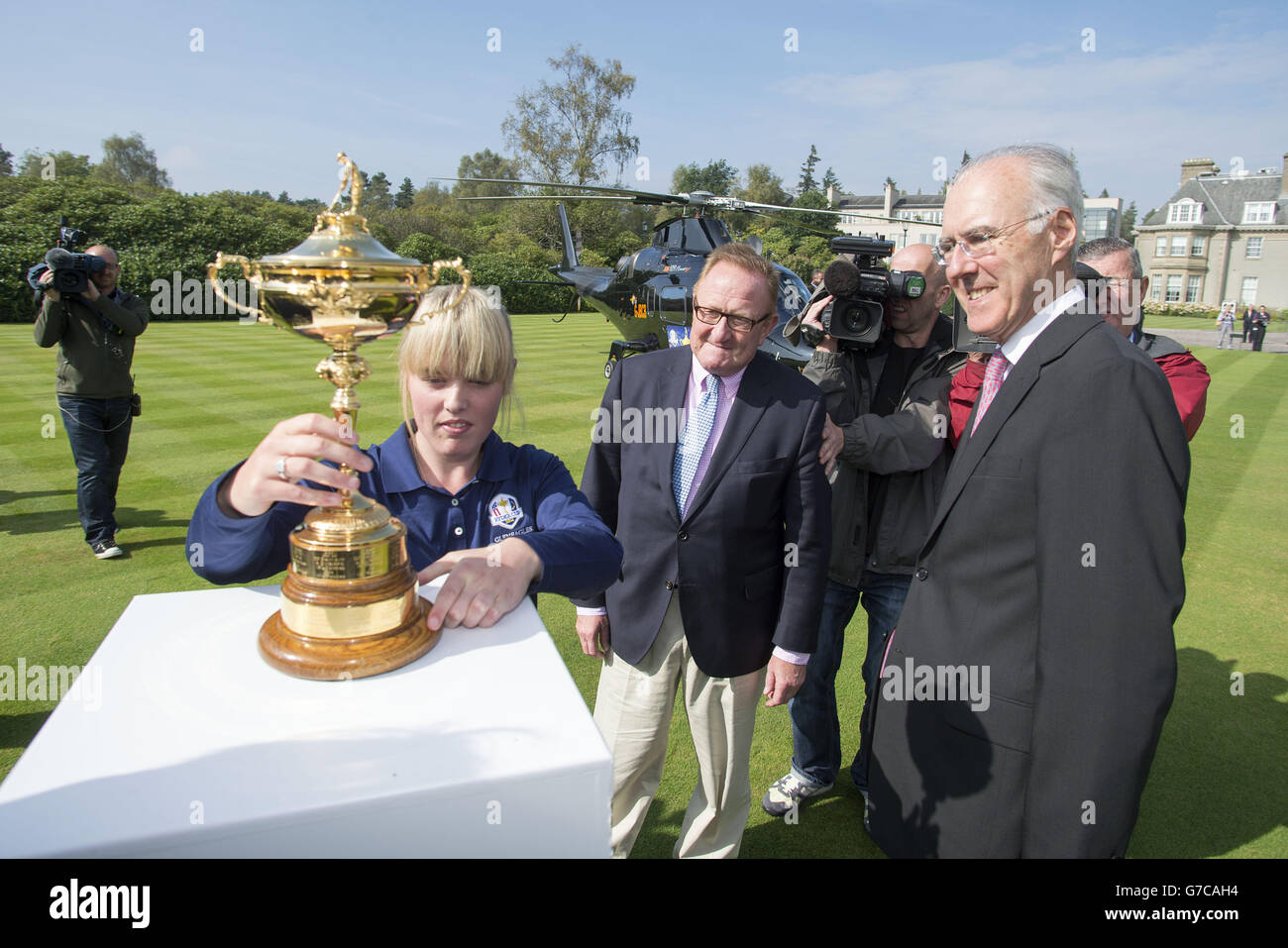 17 year old golfer Kayleigh Singer, from South Queensferry flew into ...