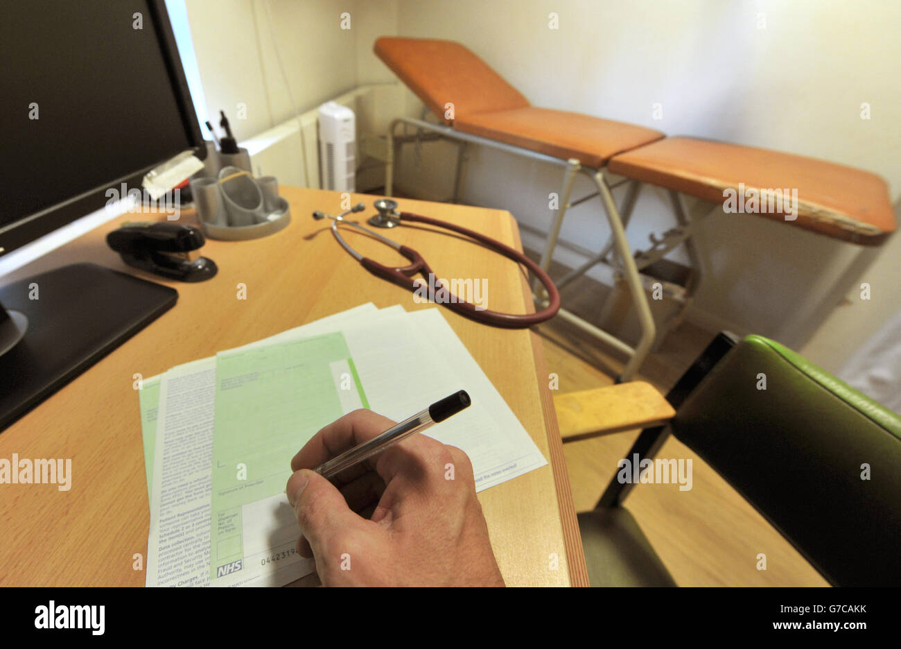 Gp surgery stock hi-res stock photography and images - Alamy