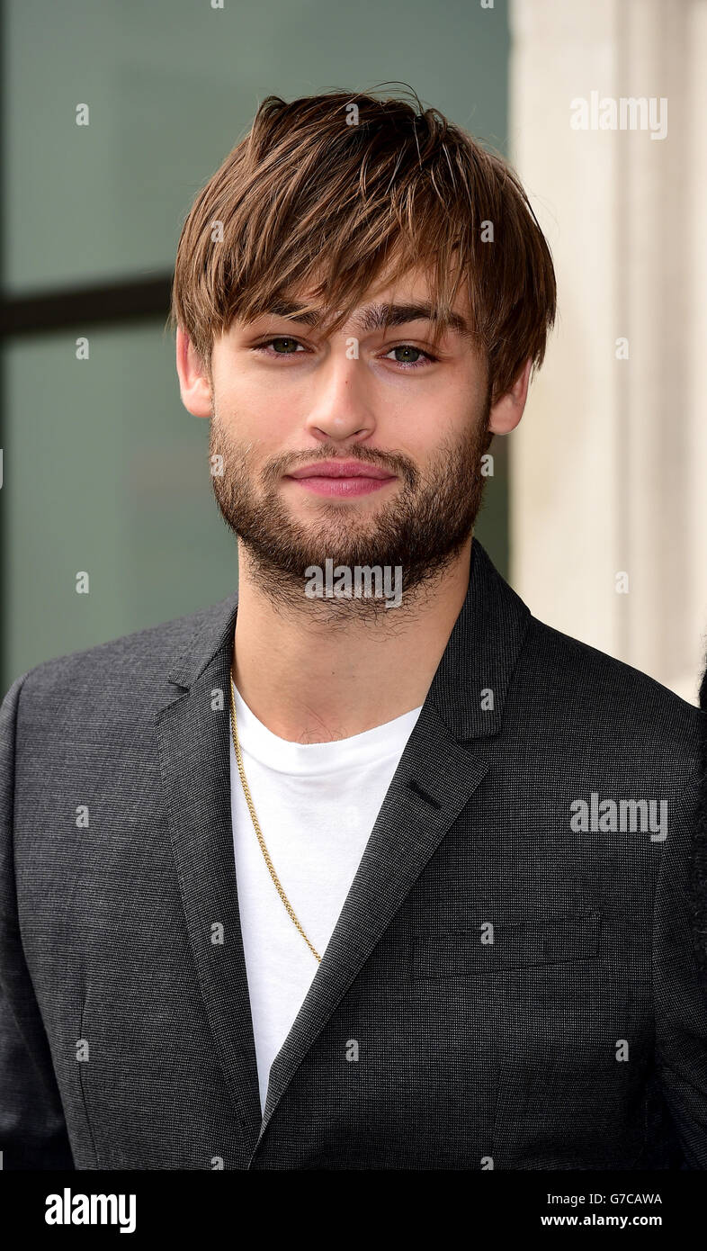 The riot club douglas booth hi-res stock photography and images - Alamy