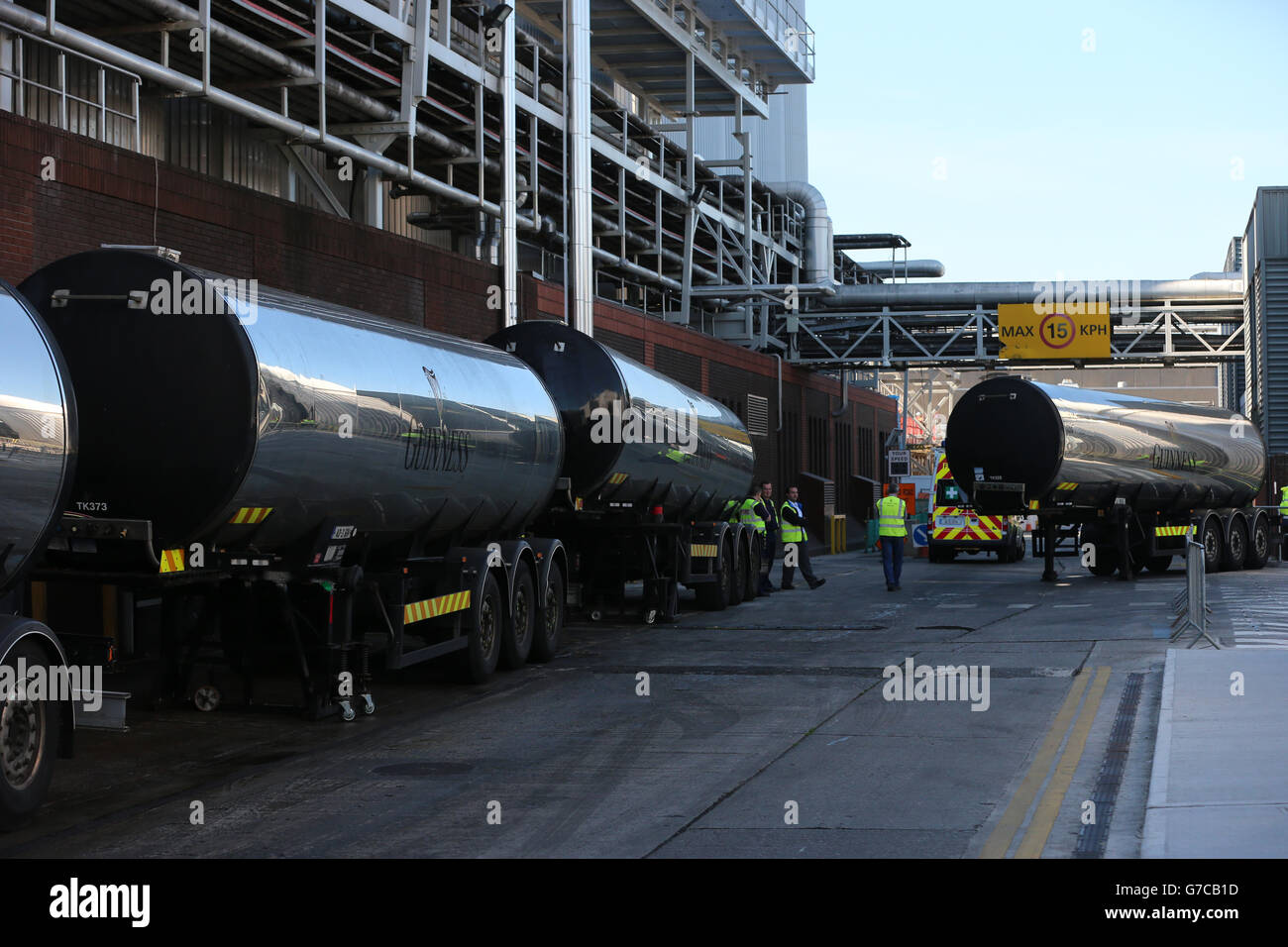Guinness dublin truck hi-res stock photography and images - Alamy
