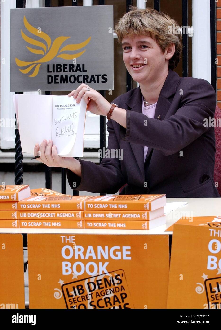 Cabinet Office Minister Ruth Kelly poses with the Liberal Democrat's ...