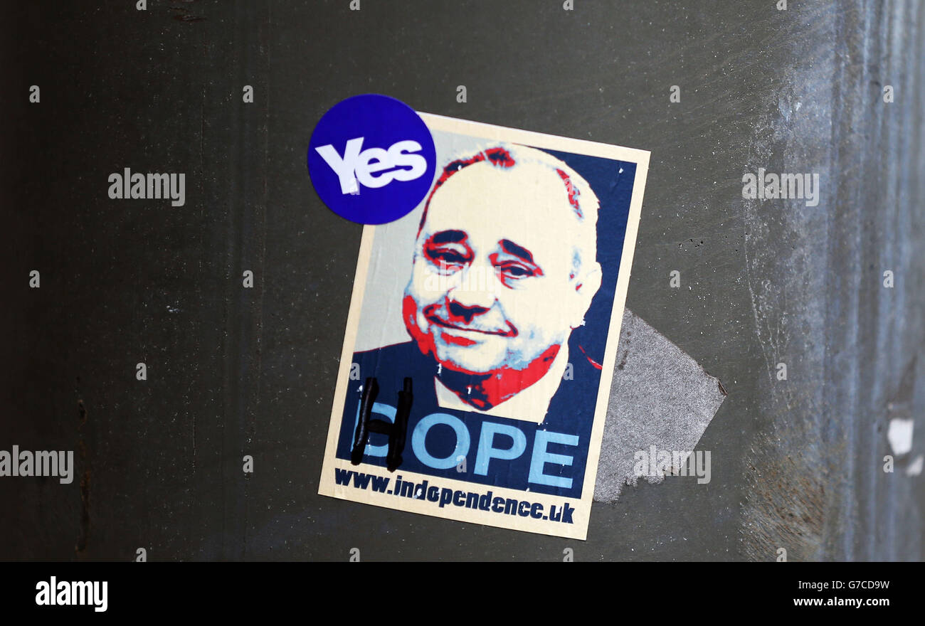 Referendum stickers hi-res stock photography and images - Alamy