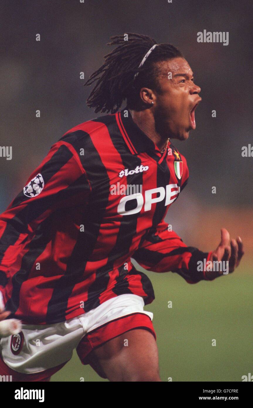 Edgar davids of ac milan hi-res stock photography and images - Alamy