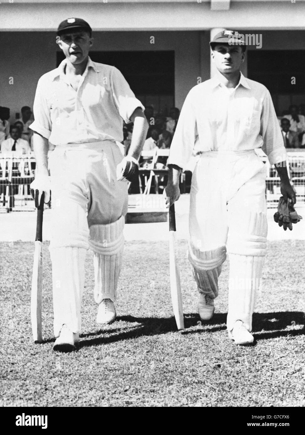 Jeffrey Stollmeyer (l) and Michael Frederick (r) coming onto the field ...