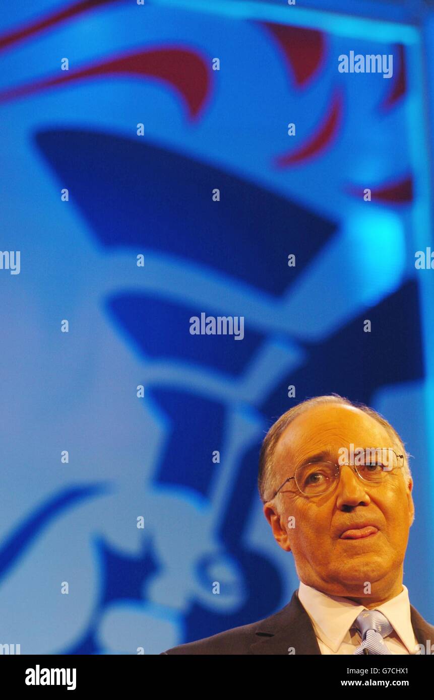 The Leader of the Conservative Party Michael Howard, delivers his ...