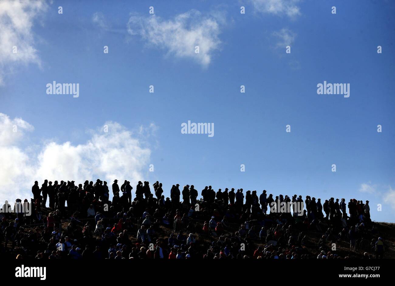 Shadow spectators hi-res stock photography and images - Alamy