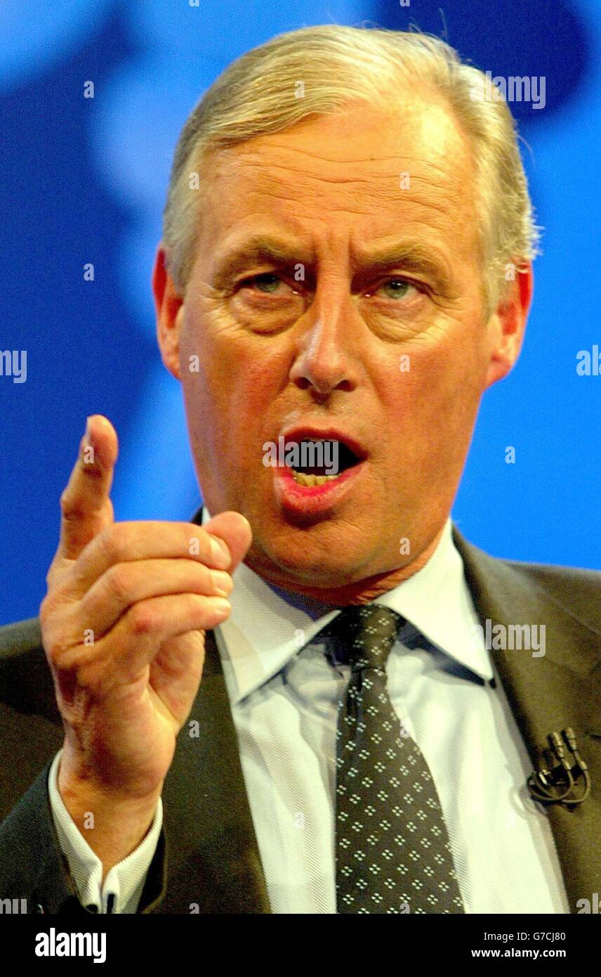 Tim yeo the shadow environment and transport minister hi-res stock ...