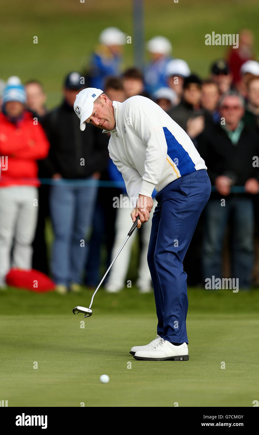 Golf - 40th Ryder Cup - Day Two - Gleneagles. Europe's Jamie Donaldson ...