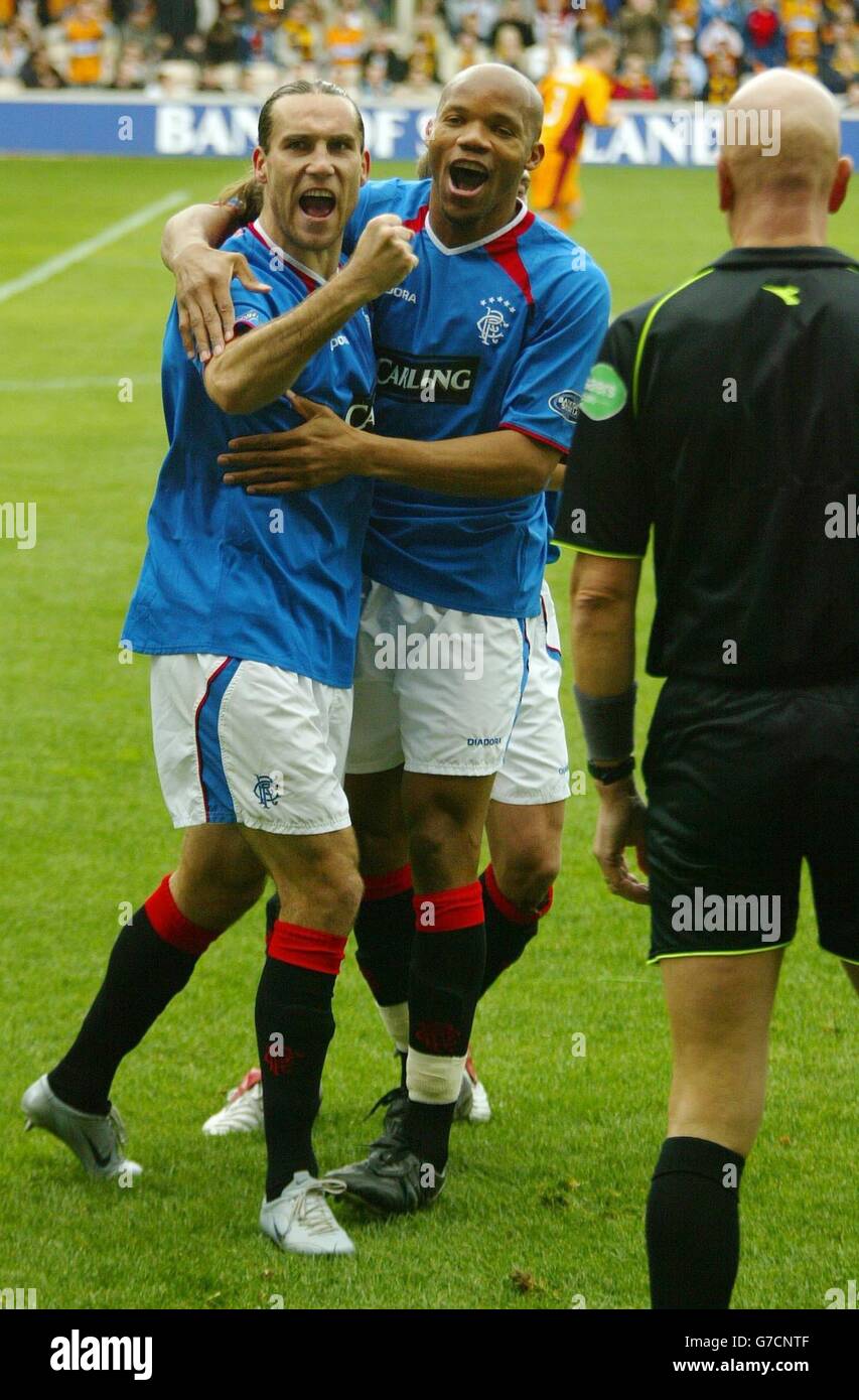 Ranger's Dado Prso with team-mate Jean-Alain Boumsong after scoring a ...