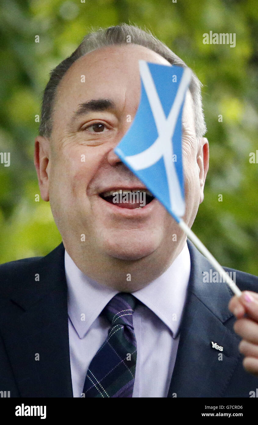 School children at strichen primary school in strichen hi-res stock ...