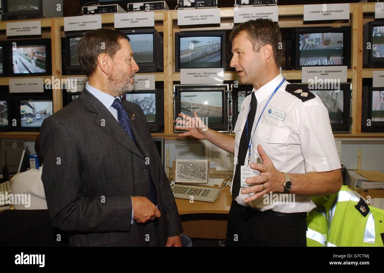 Tony Blair - Police Control Centre Stock Photo - Alamy
