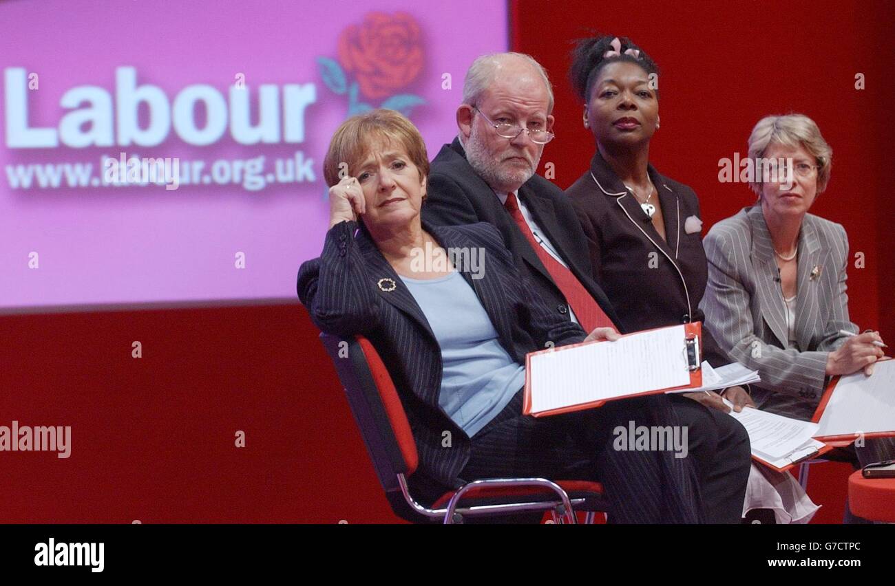 Supporting the labour party hi-res stock photography and images - Alamy