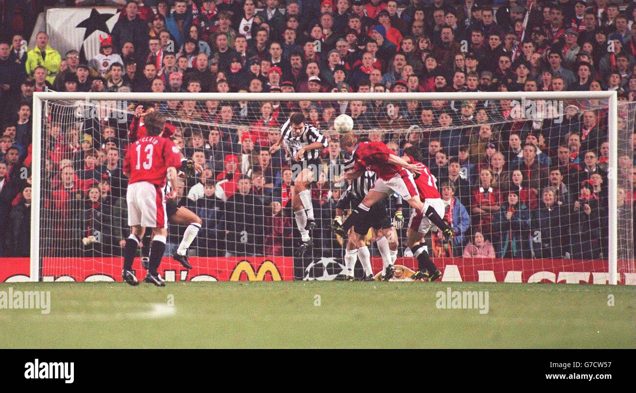 Goalmouth action as Manchester United try to force an equalizer Stock ...