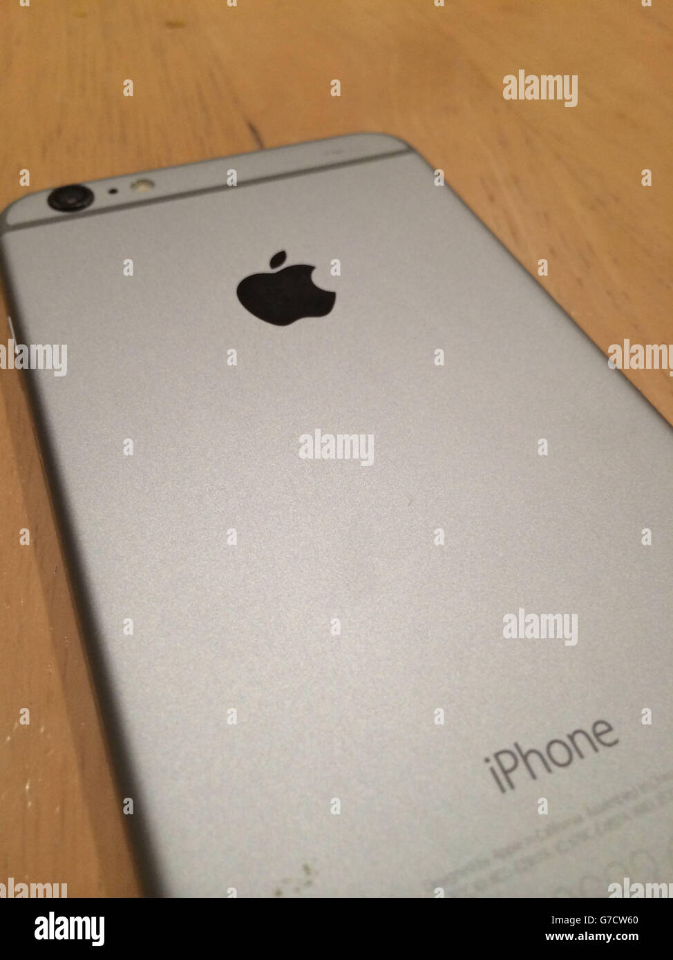 Iphone 6 plus back hi-res stock photography and images - Alamy