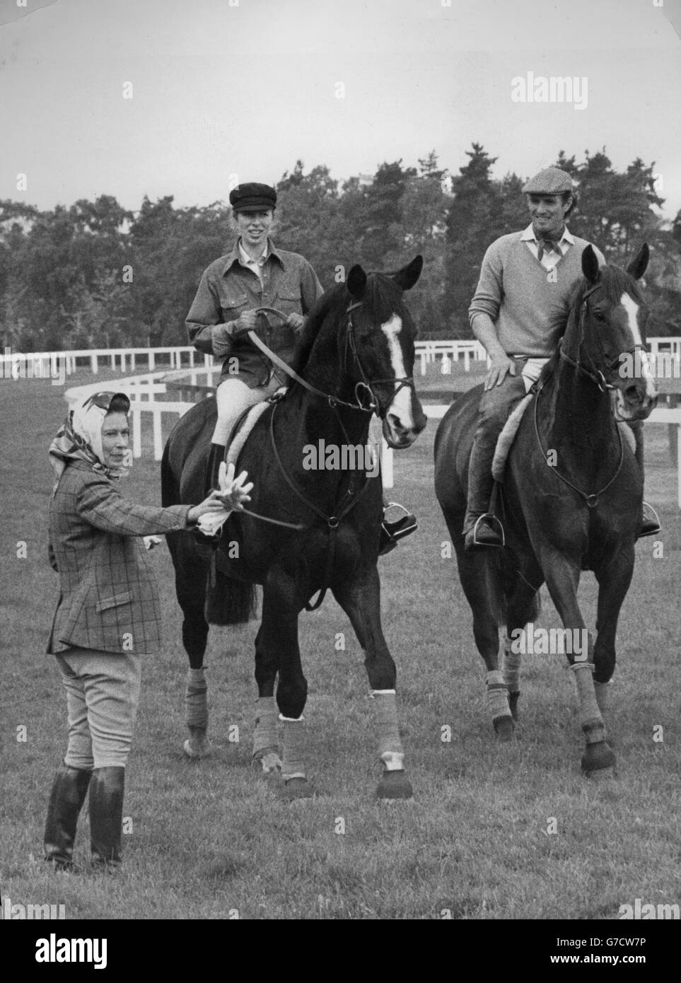 Queen Elizabeth II with Princess Anne and Captain Mark Phillips, who ...