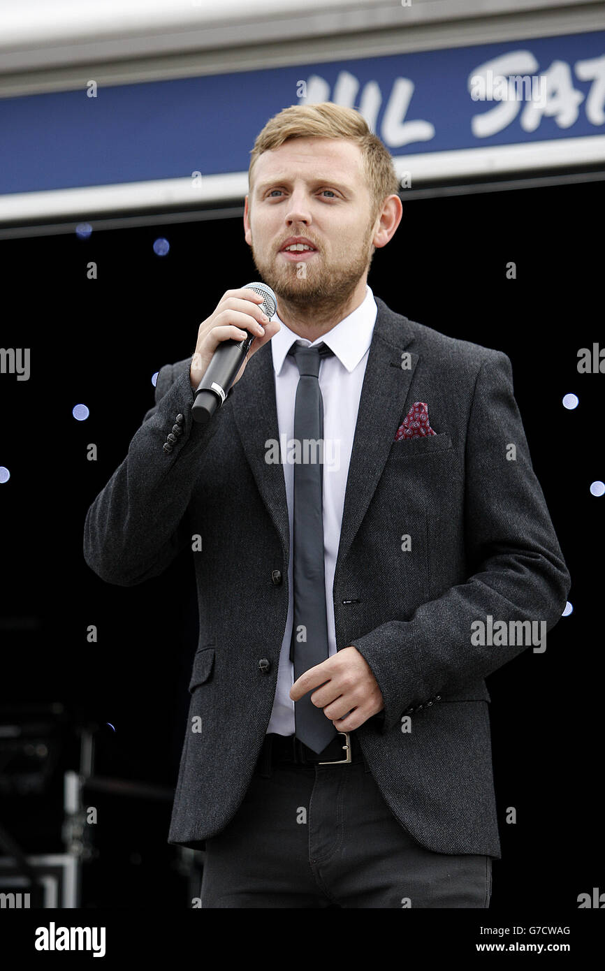 Singer Gary Barker entertains the Everton fans in the Fan Zone Stock ...