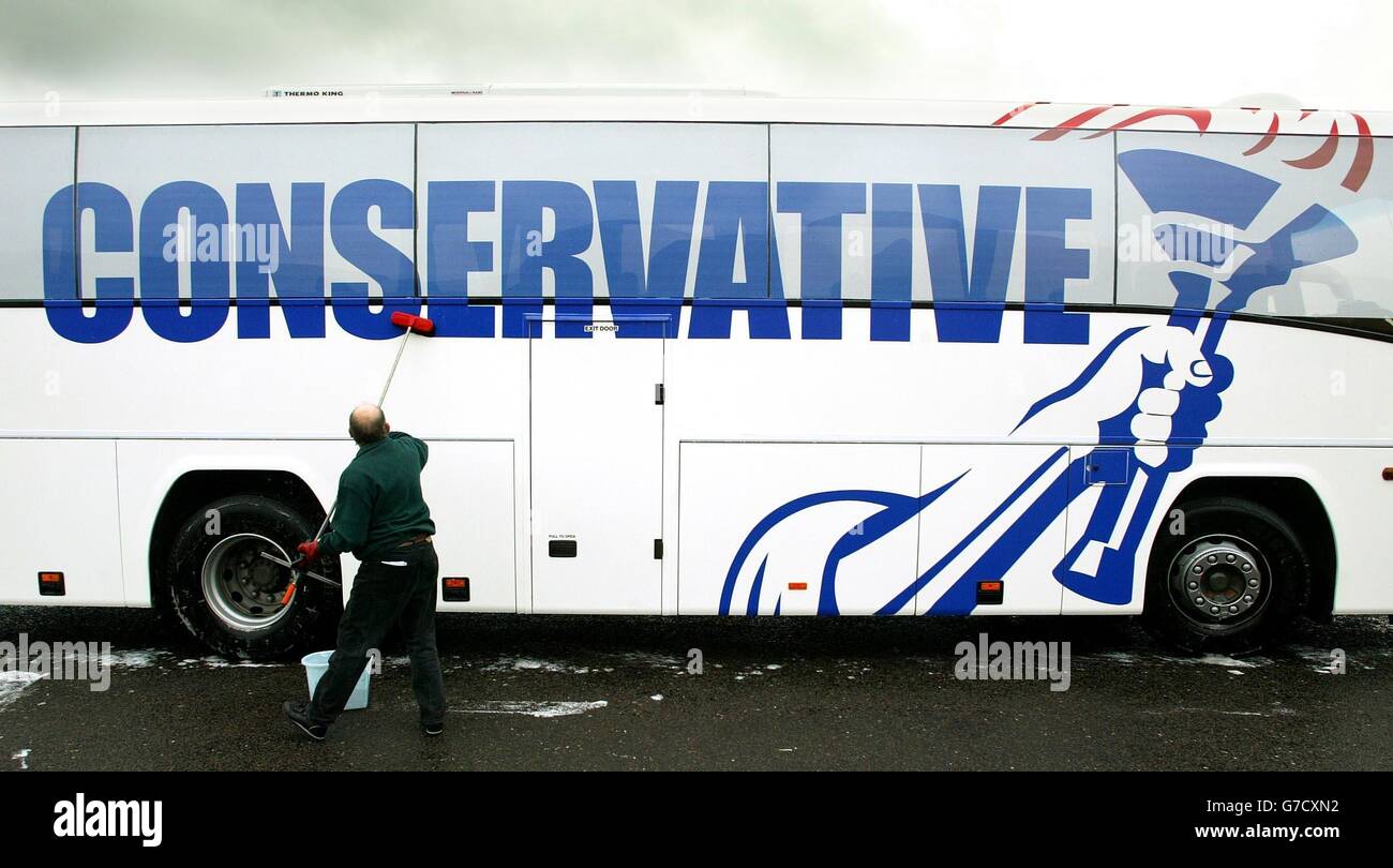 Michael Howard's battle bus featuring the Conservative Party's ...
