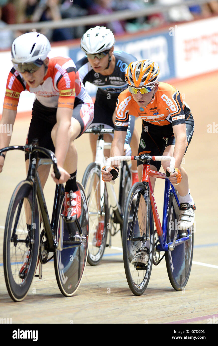 Cycle sport hi-res stock photography and images - Alamy