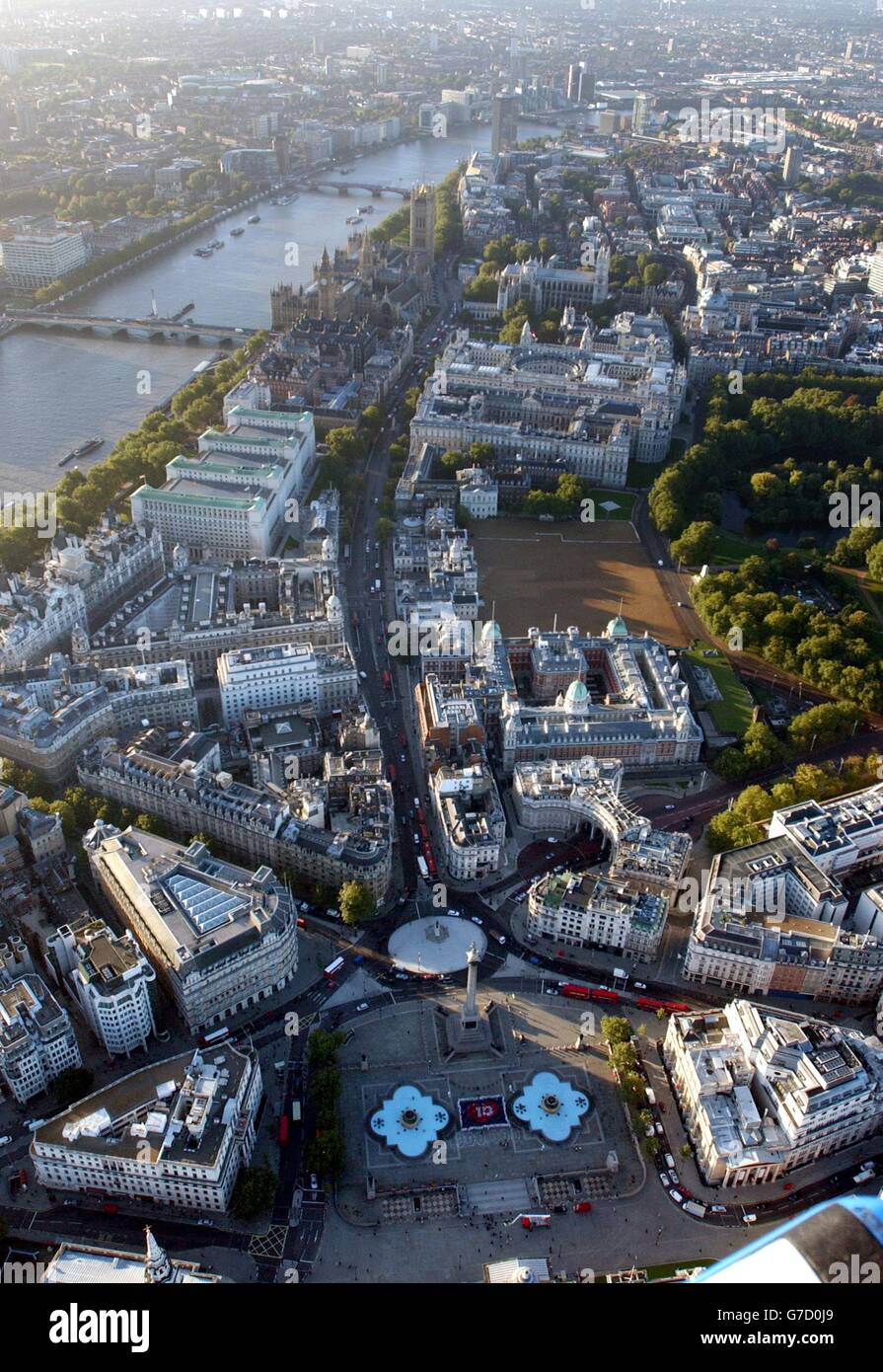 Aerial View Showing Trafalgar Square High Resolution Stock Photography ...