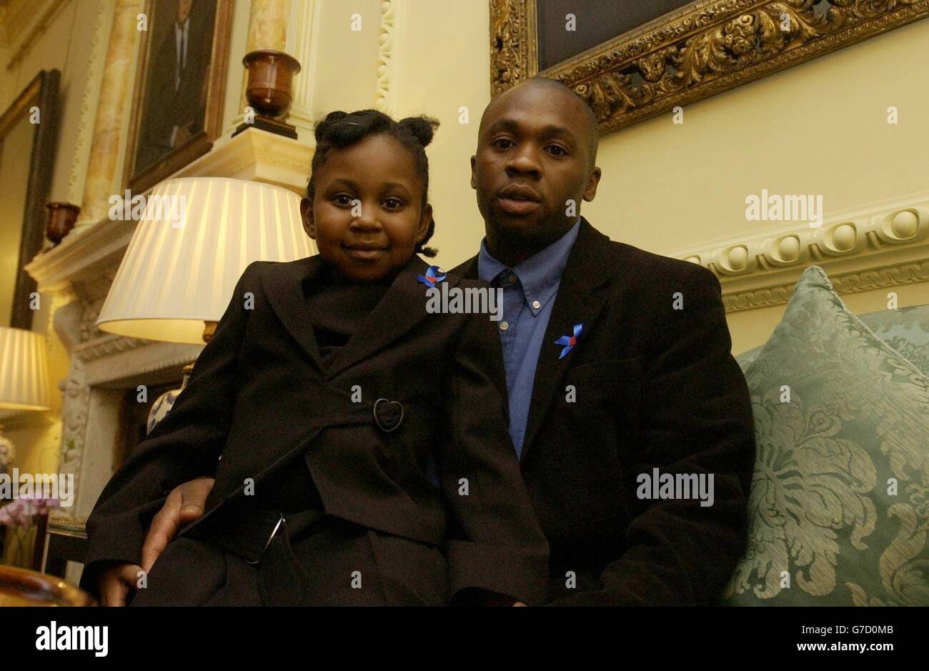 Shohanna newman kidd from birmingham sits with her father simon kidd hi ...