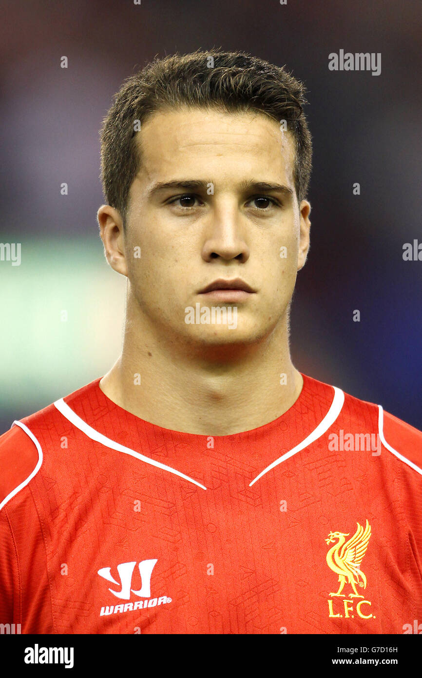 Javier manquillo liverpool hi-res stock photography and images - Alamy