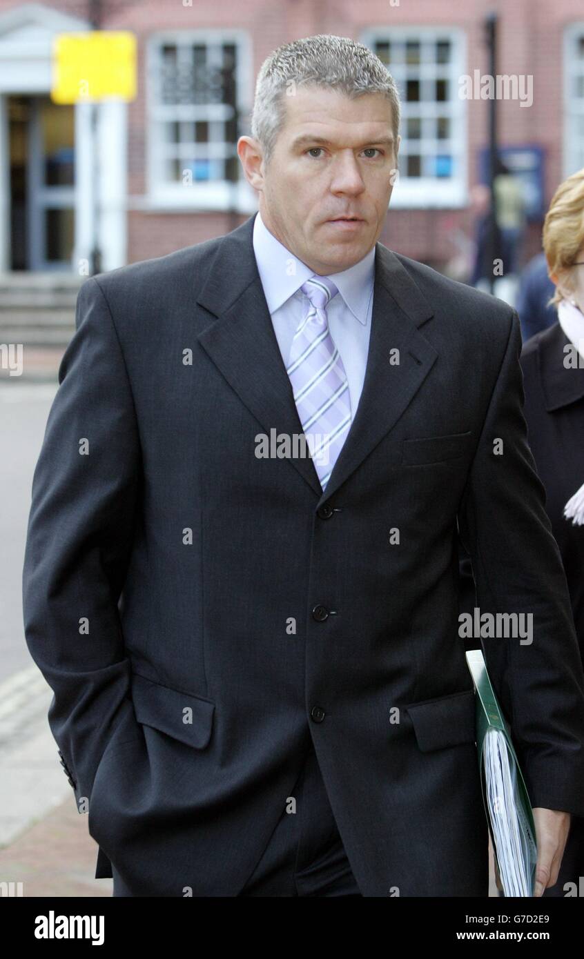 Pc steve norman arrives at aylesbury crown court norman hi-res stock ...