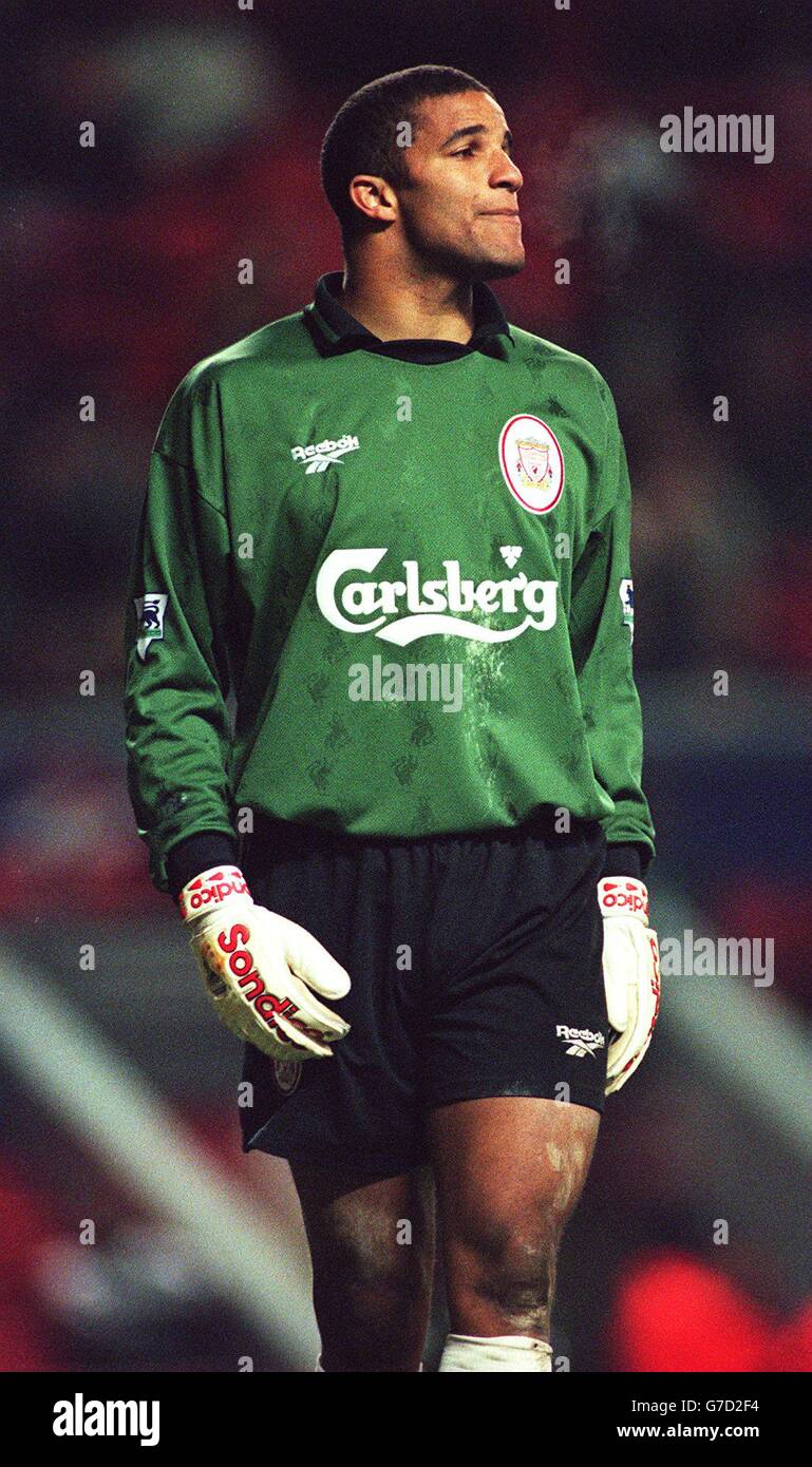 Soccer - Coca Cola Cup - Liverpool v Charlton Athletic Stock Photo - Alamy