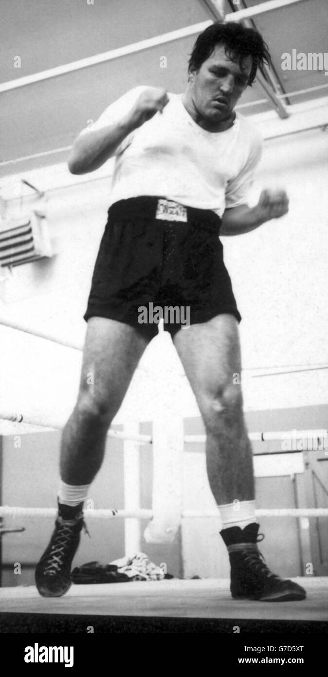 Brian London. Blackppol heavyweight Brian London, former British ...