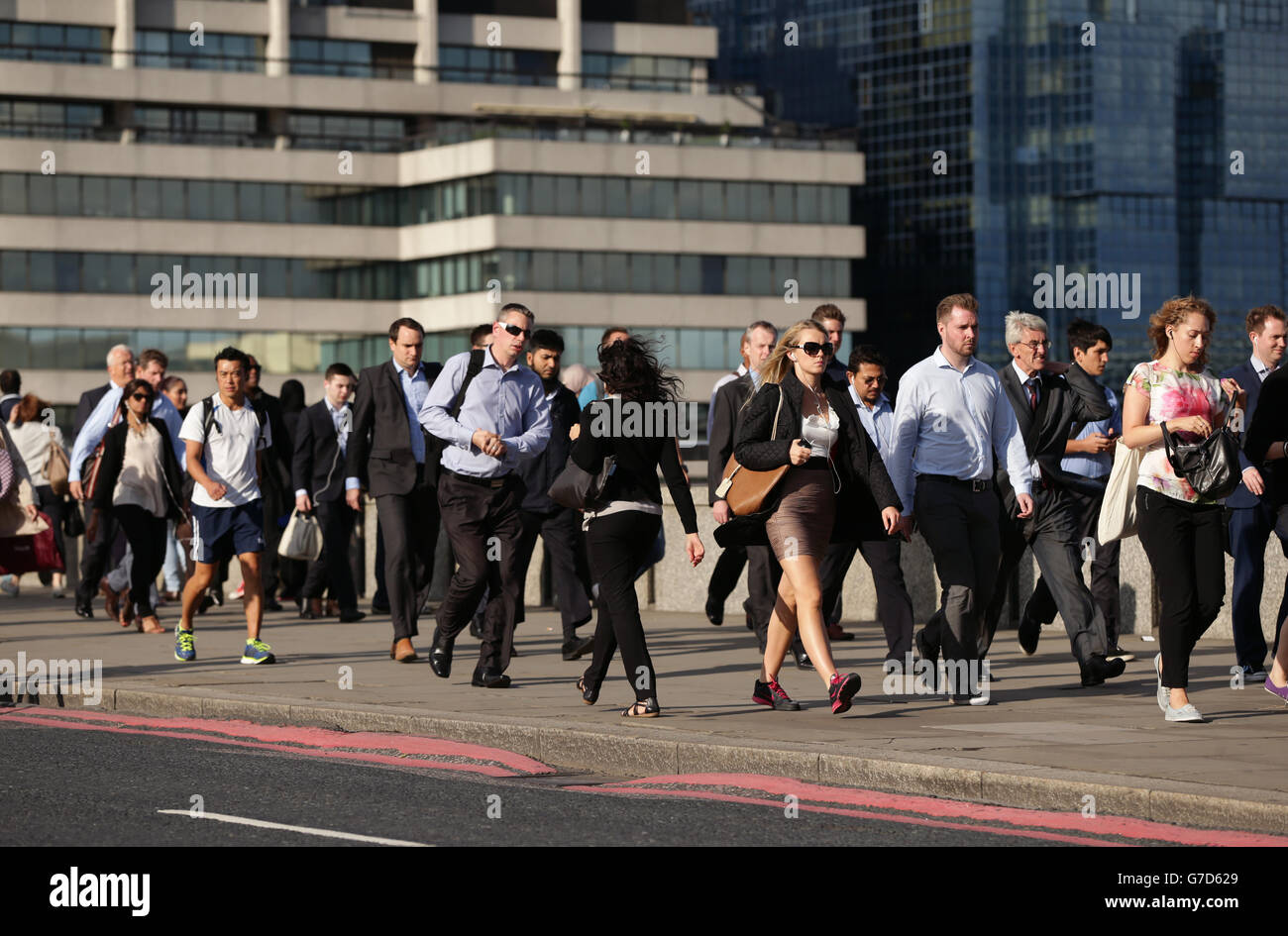 London Bridge Commuters Stock Photo - Alamy