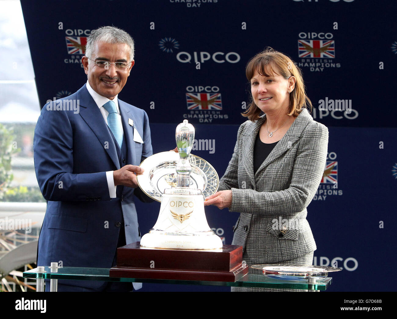 H.H.Sheikh Abdulla bin Khalifa Al Thani presents Lady Cecil trainer ...