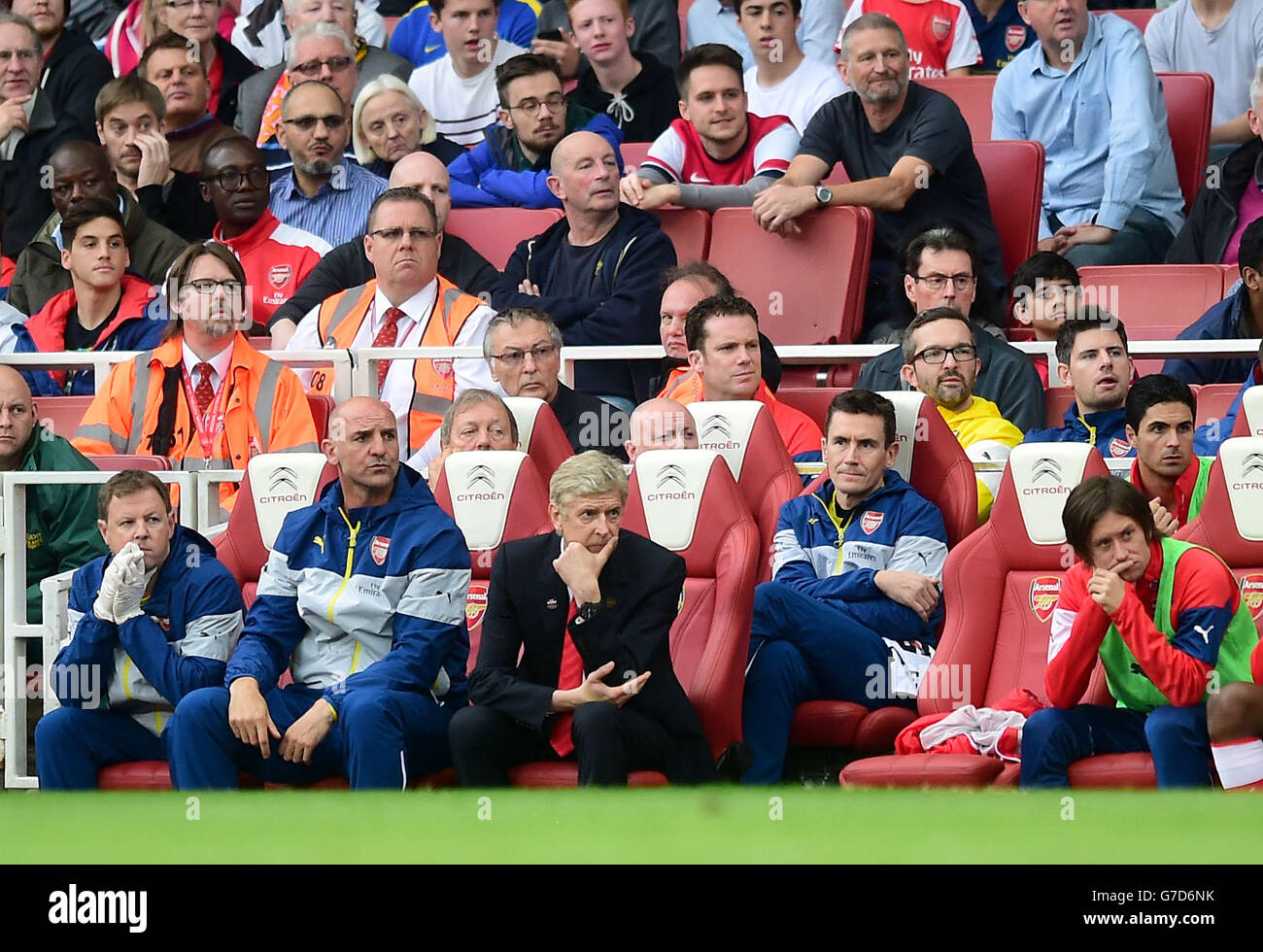 Arsenal assistant manager steve bould hi-res stock photography and ...