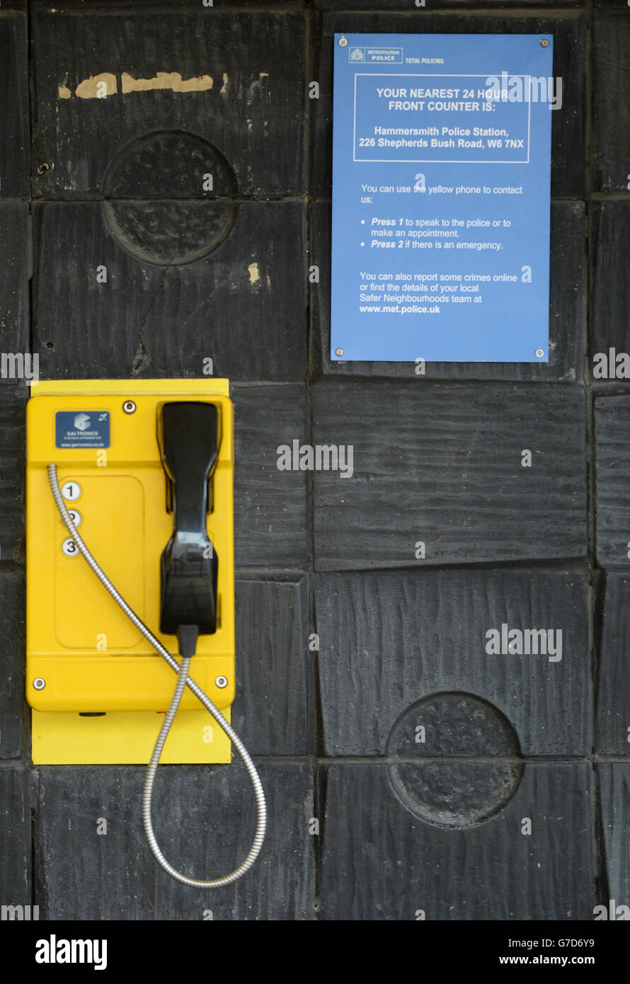 News courts terror hi-res stock photography and images - Alamy