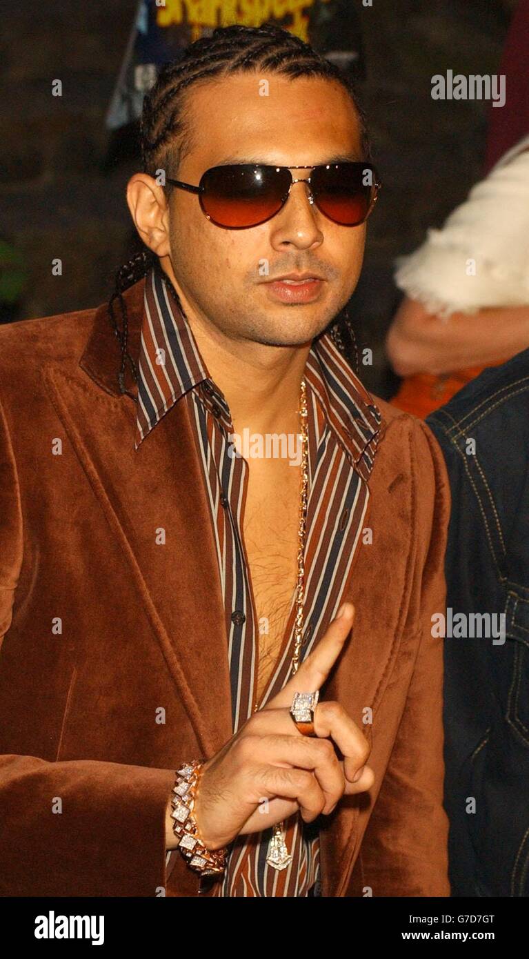 US Premiere of Shark Tale Stock Photo - Alamy