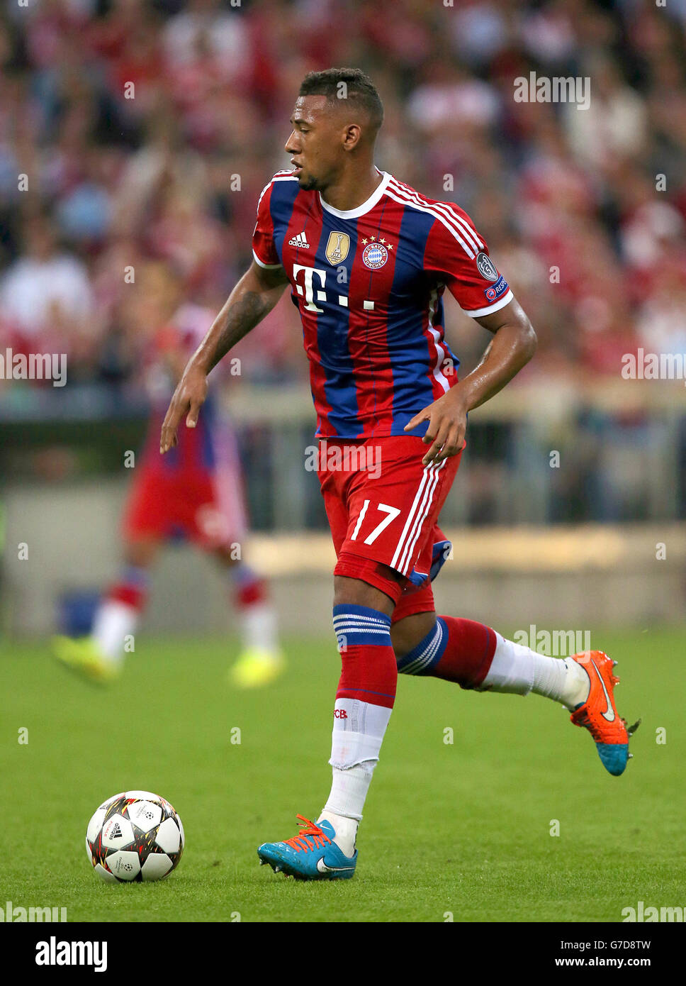 Jerome boateng manchester city hi-res stock photography and images - Alamy